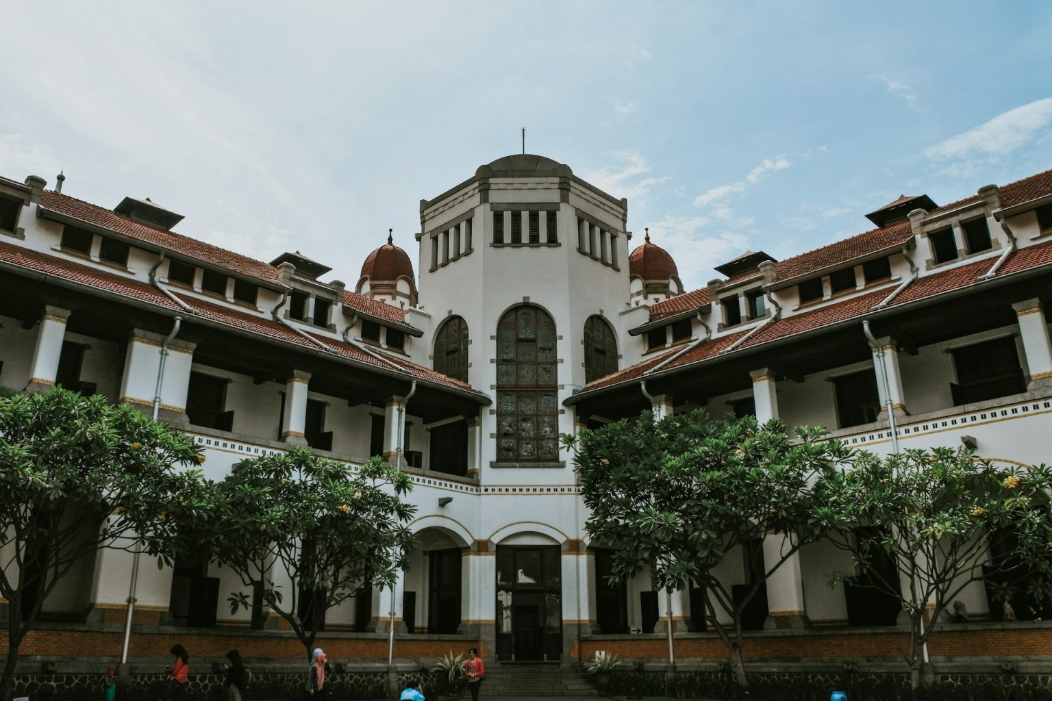 Destinasi Wisata di Kota Semarang: Lawang Sewu hingga Alam Semarang ...